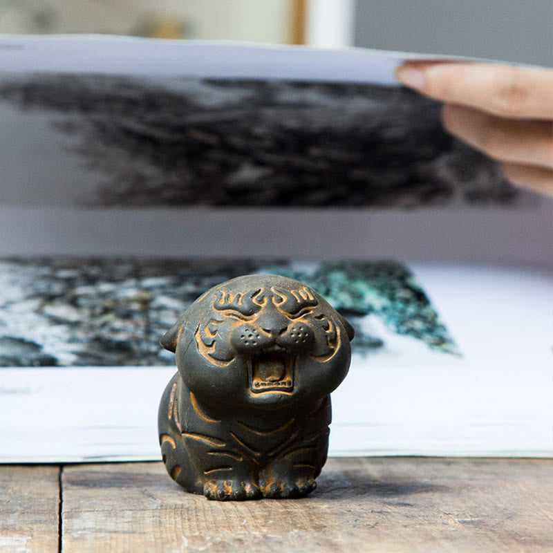 Buddha Stones Mini Cute Tiger Iron Powder Rust Cast Resin Statue Home ...